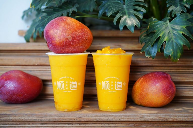 【順道茶飲店 ShunDao】苗栗後龍必喝飲料。一顆芒果冰沙兩杯優惠100元！近期也推出了楊枝甘露，好喝又好拍！鄰近慈雲宮、後龍火車站 - 阿 ...