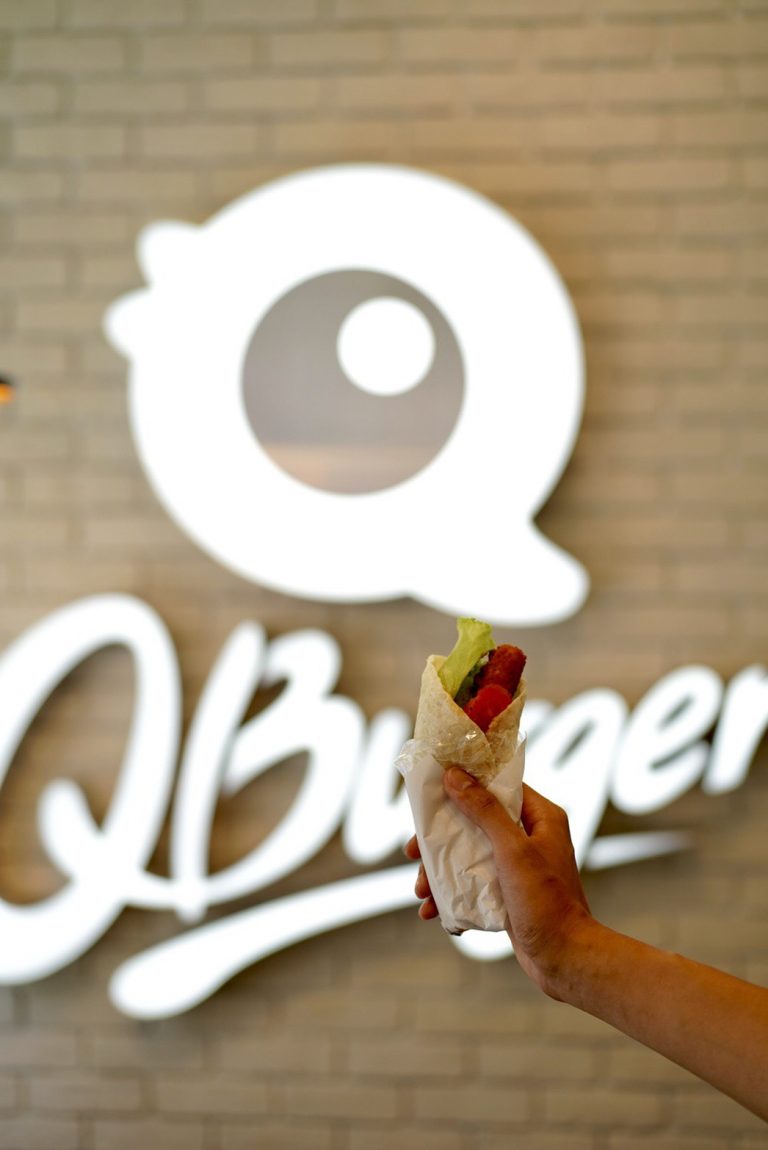 早餐愛店「Q Burger」這回世界風味賞來到泰國站啦！帶你來一趟偽出國之旅吧！全台300多間「Q Burger」門市皆有販售！ - 阿華田的美食日記