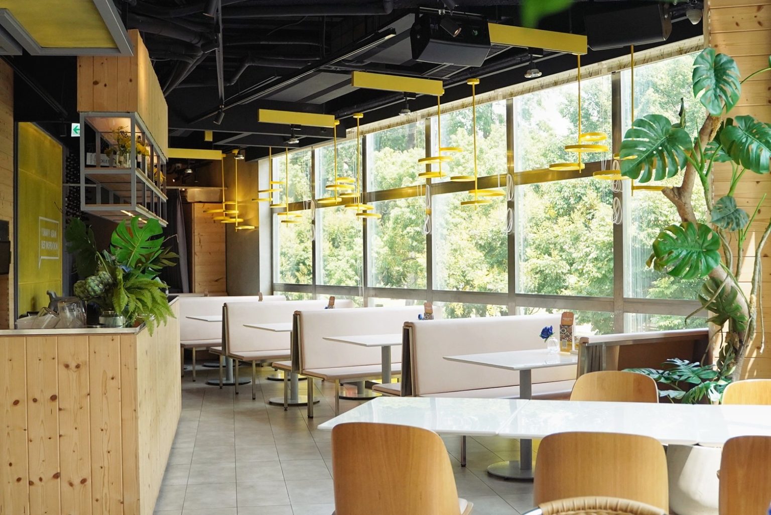 【YABI KITCHEN台中向上店】瓦城旗下新品牌！跨足星、馬、泰、港、韓等地的異國料理，免飛出國就能滿足亞洲各國的味蕾饗宴！聚餐首選推薦 ...