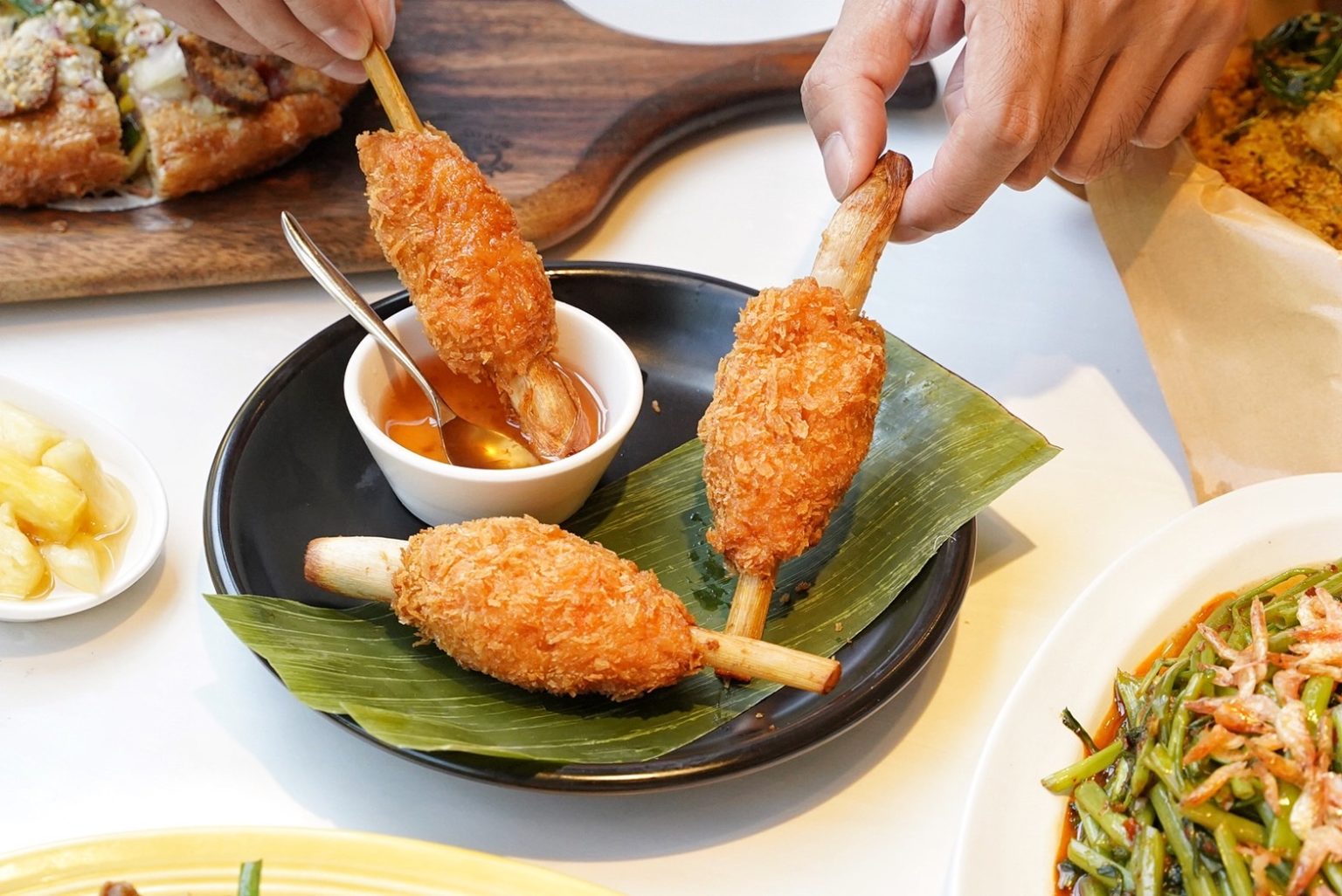 【YABI KITCHEN台中向上店】瓦城旗下新品牌！跨足星、馬、泰、港、韓等地的異國料理，免飛出國就能滿足亞洲各國的味蕾饗宴！聚餐首選推薦 ...