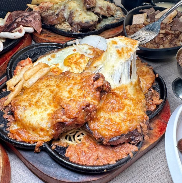 【19House炙燒牛排台中太平店】排餐最便宜260元、雙拼390元起就能享有超豐富自助吧吃到飽！肉燥飯、麻辣燙、沙拉吧、珍珠奶茶通通無限供應～ - 阿華田的美食日記